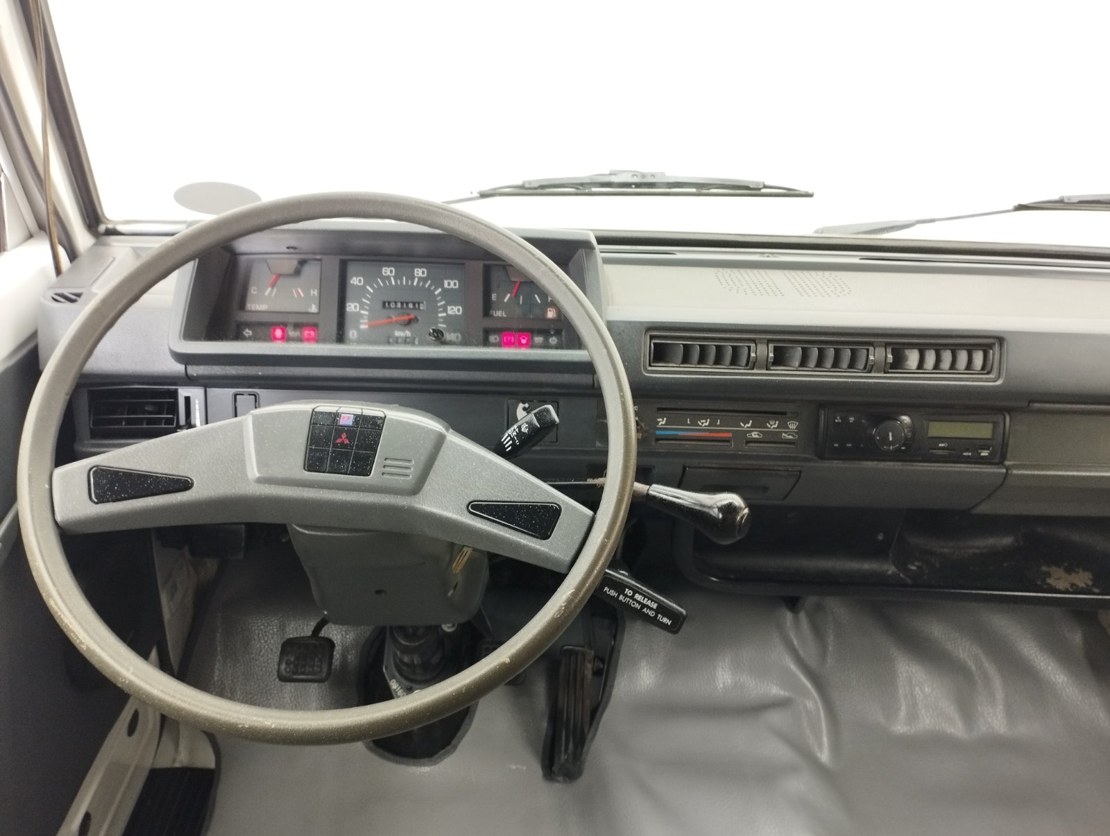 2017 Mitsubishi L300 Exceed 2.5 Second Hand Car | acq2030 | ₱ 480,000 ...