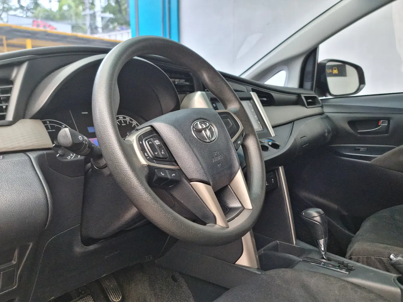 2023 Toyota Innova E Second Hand Car | acv6570 | ₱1,069,300 - Automart.Ph