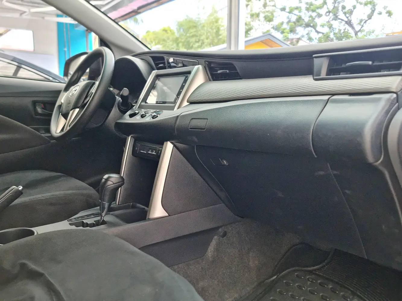 2023 Toyota Innova E Second Hand Car | acv6570 | ₱1,069,300 - Automart.Ph