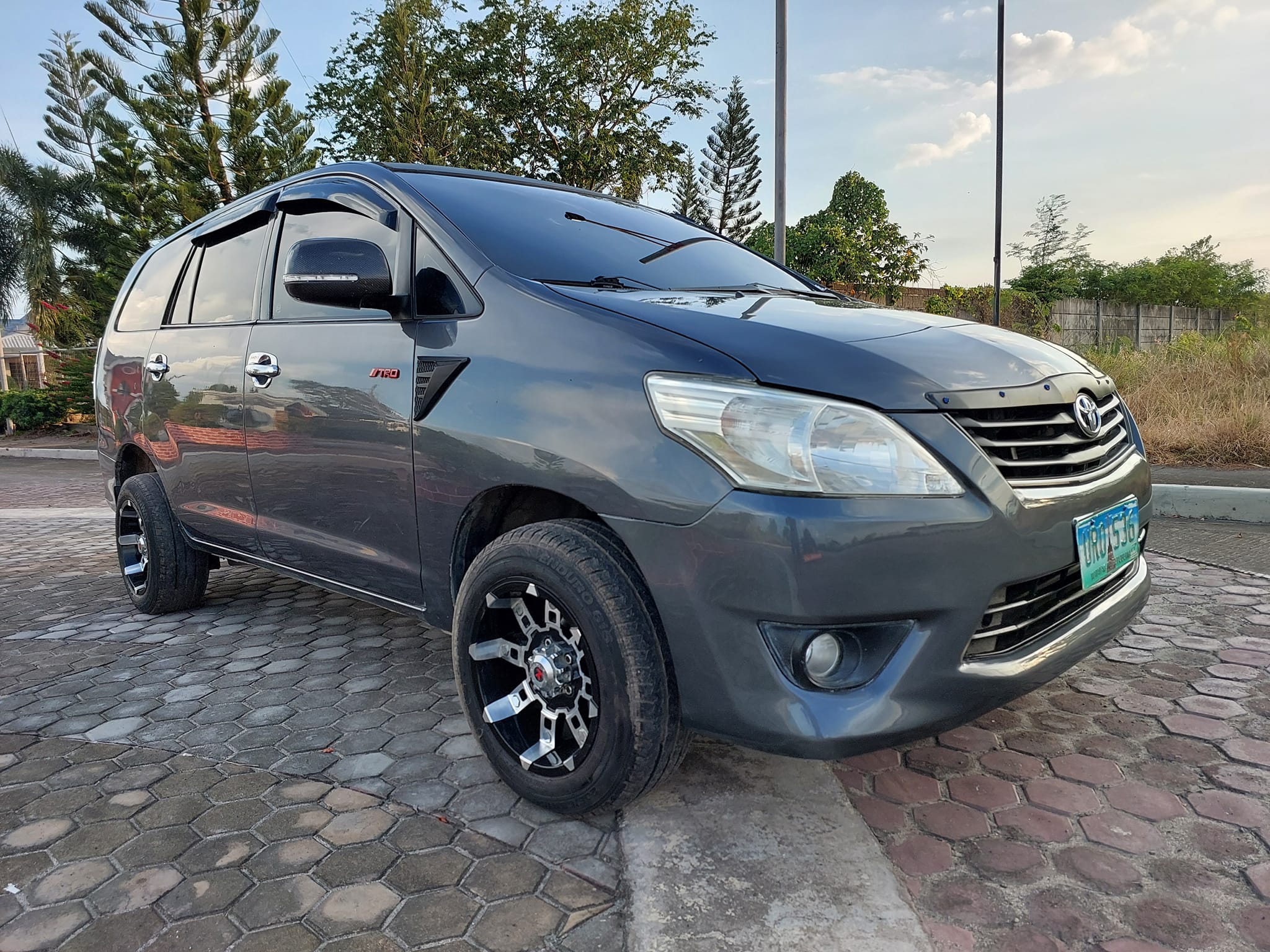 2013 Toyota Innova J Second Hand Car | uro536 | ₱498,000 - Automart.Ph